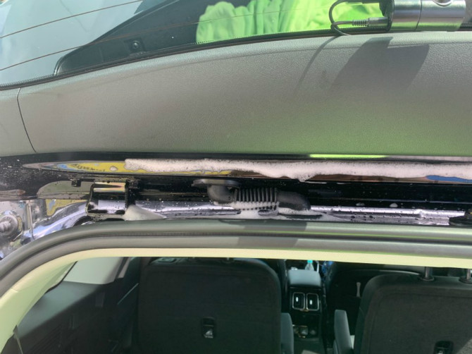 자동세차를 했더니 트렁크에 거품이 들어오네요. | 보배드림 자유게시판