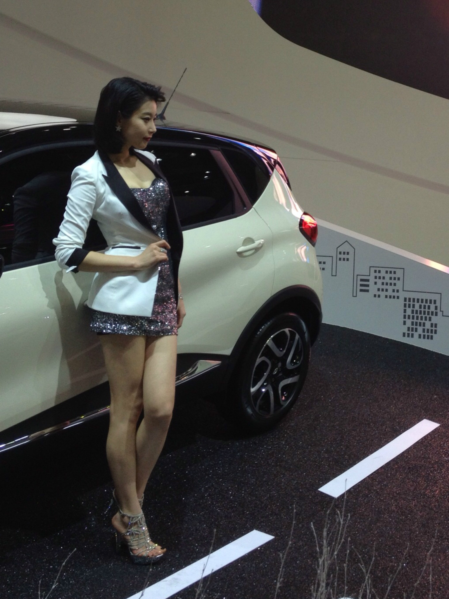 2013 서울모터쇼 르노삼성 QM3 모델 최나영 | 보배드림 레이싱모델