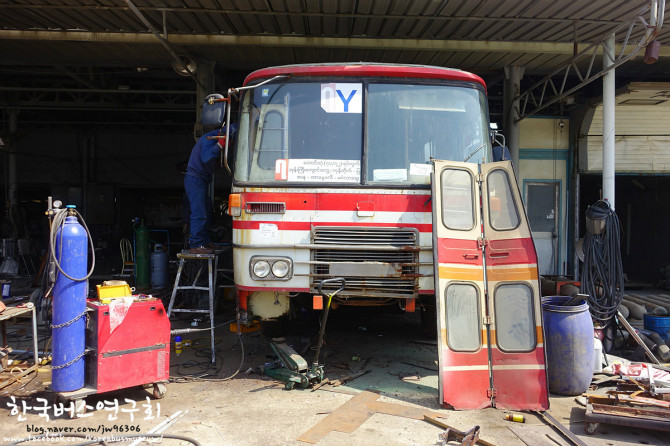 1981" BF101 버스, 미얀마 역수입하여 박물관 보내기!_버스복원 - 보배드림 트럭/버스/중기